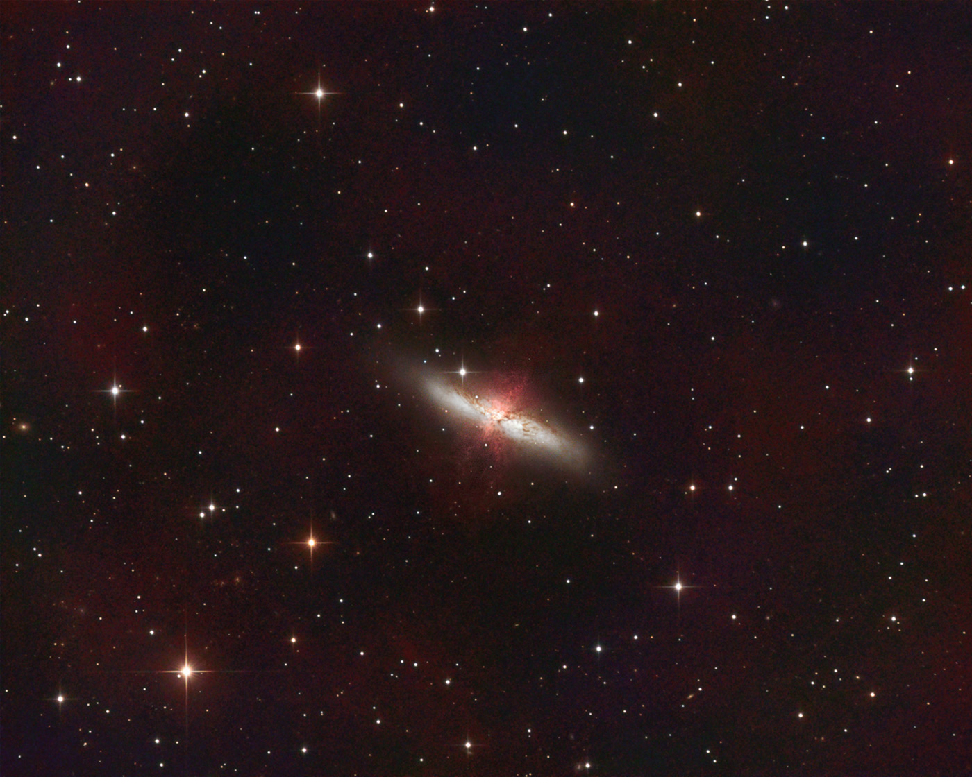M82 and surrounding h-alpha - Experienced Deep Sky Imaging - Cloudy Nights